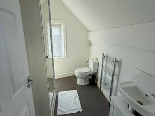1 bedroom flat in Leeds