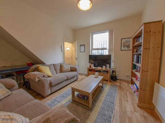 1 bedroom flat in Leeds