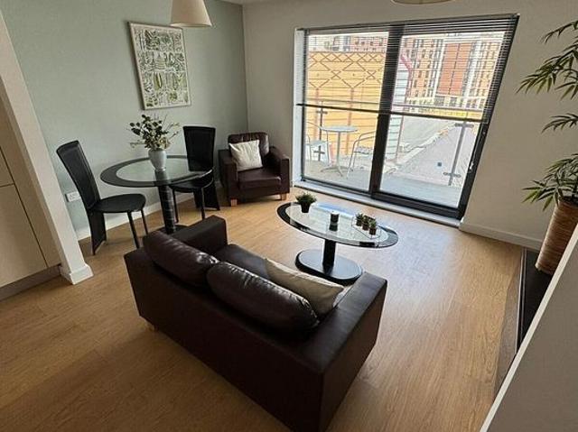 1 bedroom flat in Leeds