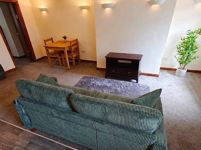 1 bedroom flat in Leeds