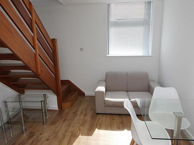 1 bedroom flat in Leeds