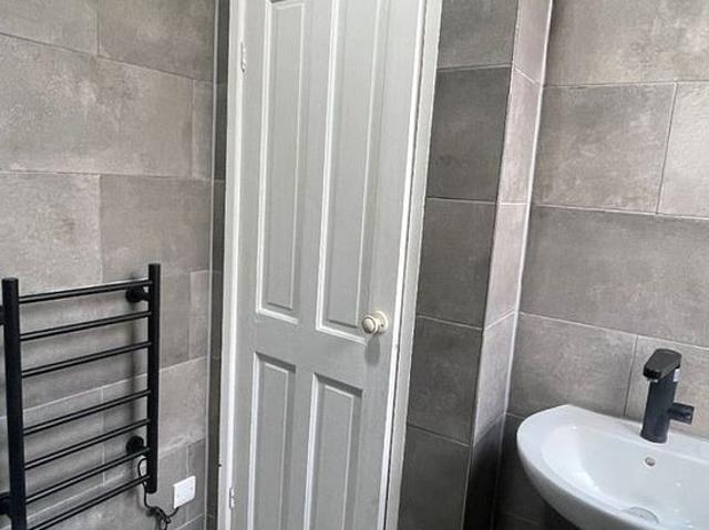 1 bedroom flat in Leeds