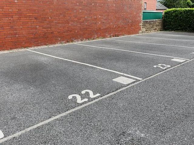 1 bedroom flat in Leeds