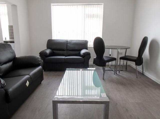 1 bedroom flat in Leeds