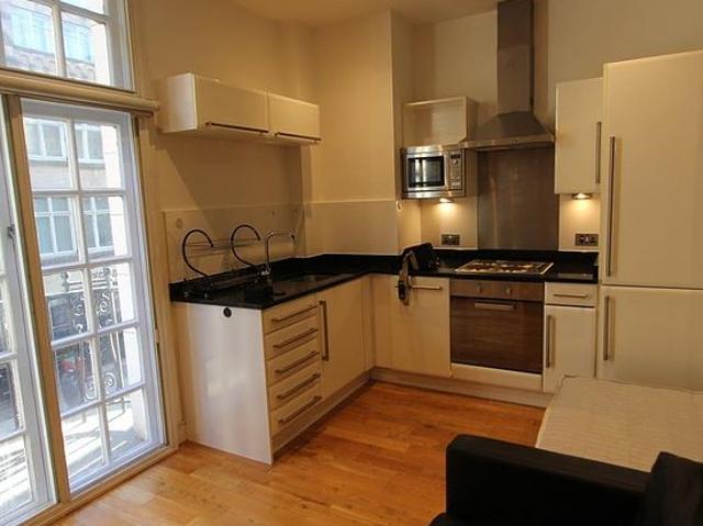1 bedroom flat in Leeds
