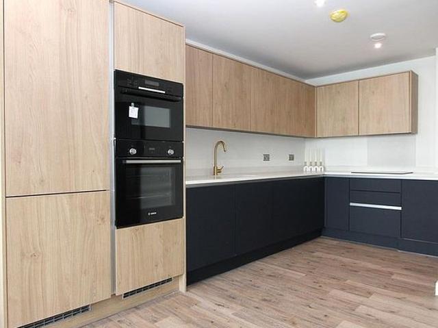 1 bedroom flat in Leeds