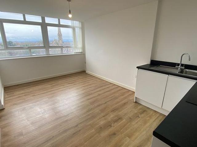 1 bedroom flat in Liverpool