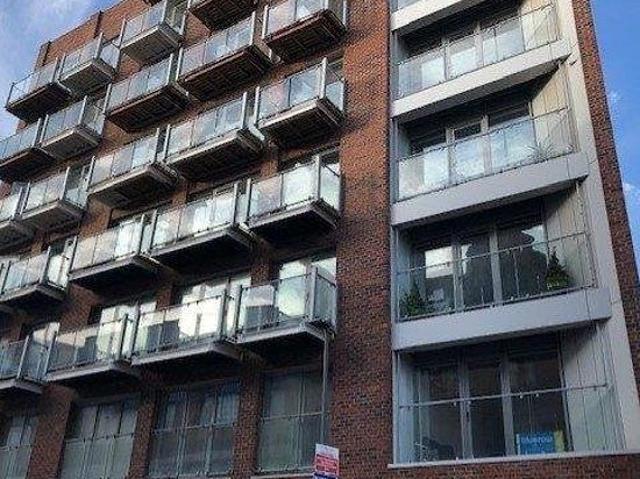 1 bedroom flat in Liverpool
