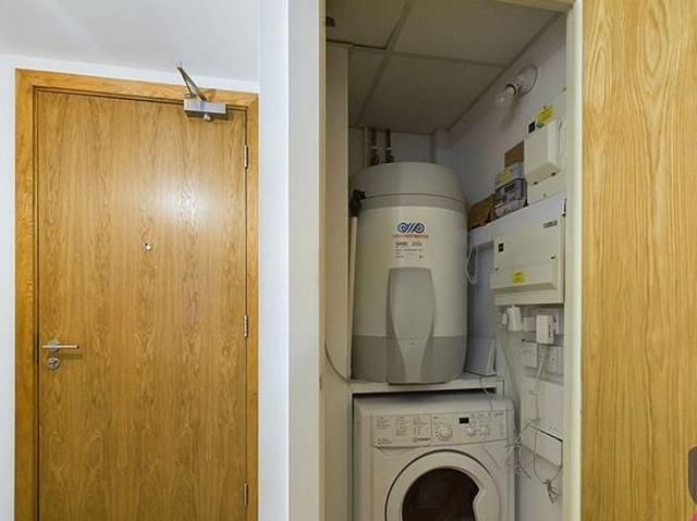 1 bedroom flat in Liverpool