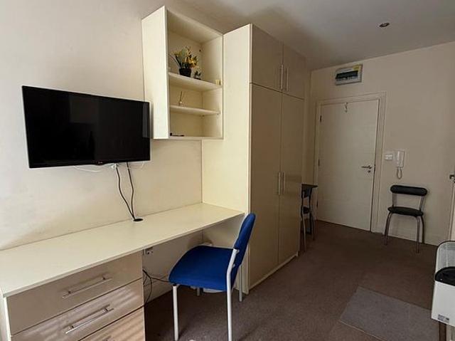 1 bedroom flat in Liverpool