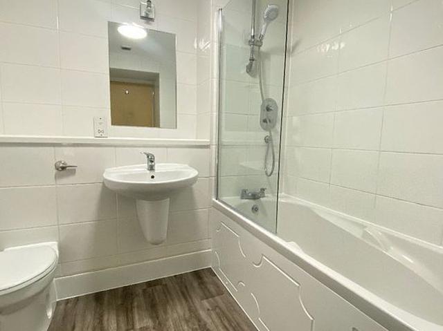 1 bedroom flat in Liverpool