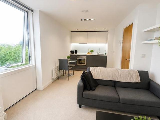 1 bedroom flat in Liverpool