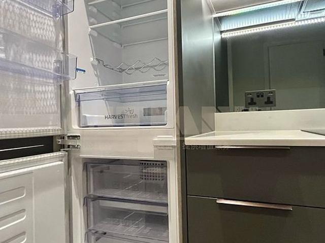 1 bedroom flat in London
