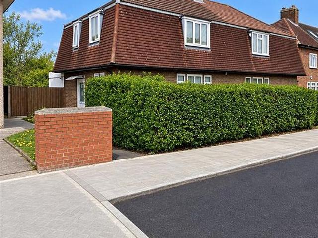 1 bedroom flat in London