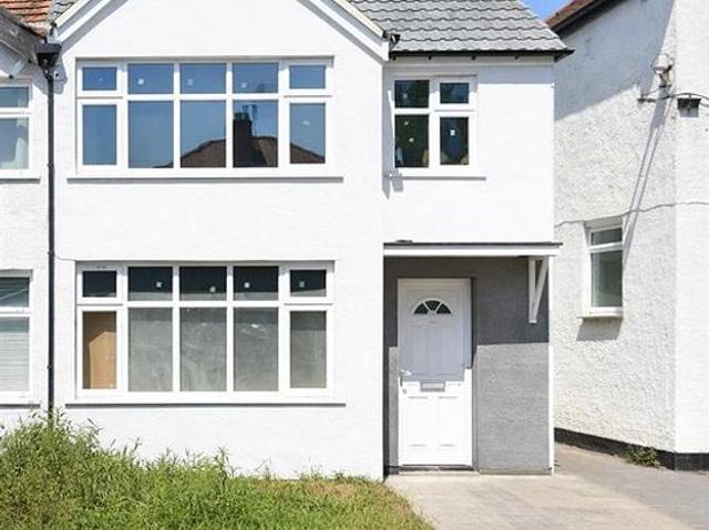 1 bedroom flat in London