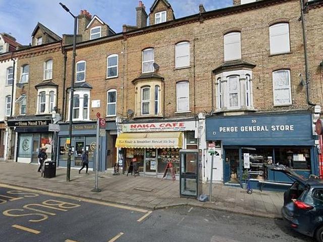1 bedroom flat in London