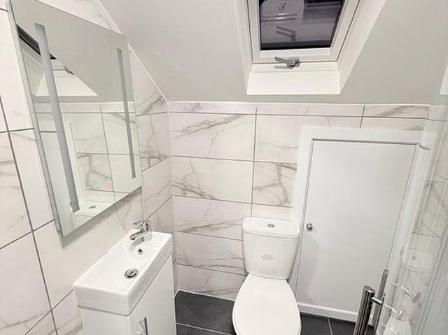 1 bedroom flat in London