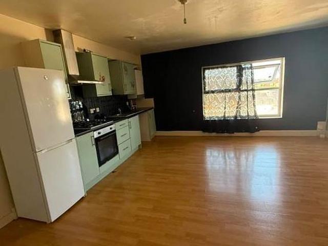 1 bedroom flat in London