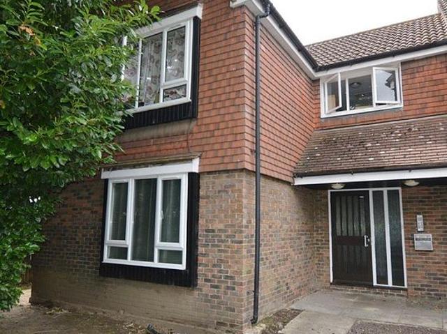 1 bedroom flat in London