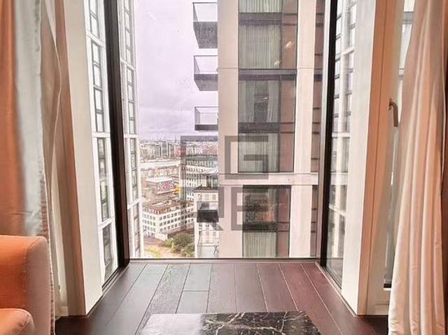 1 bedroom flat in London