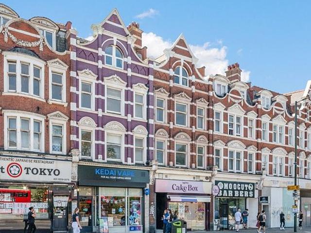 1 bedroom flat in London