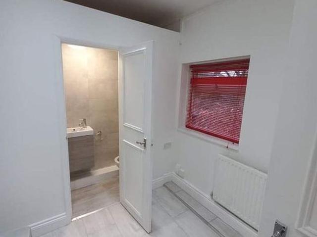 1 bedroom flat in London