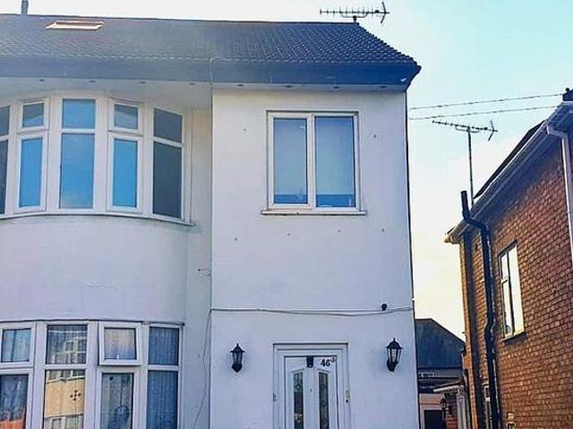 1 bedroom flat in London