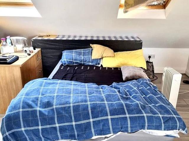 1 bedroom flat in London