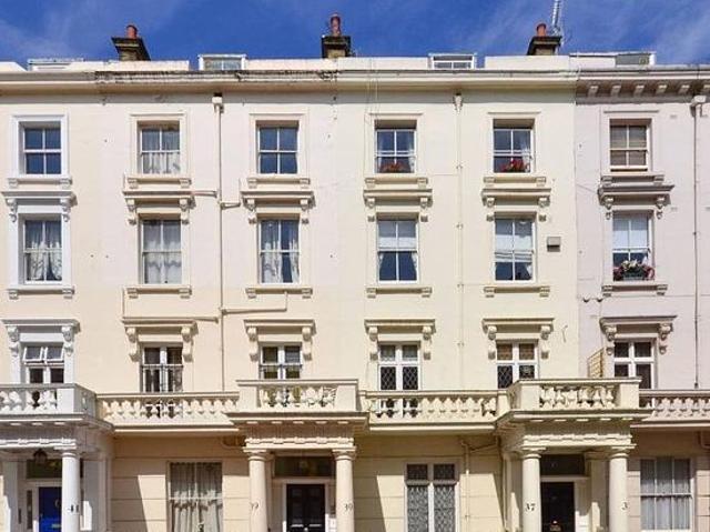 1 bedroom flat in London