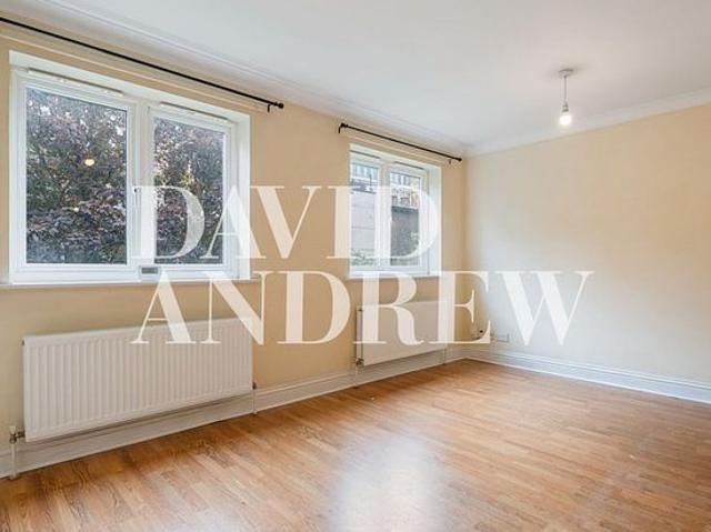 1 bedroom flat in London