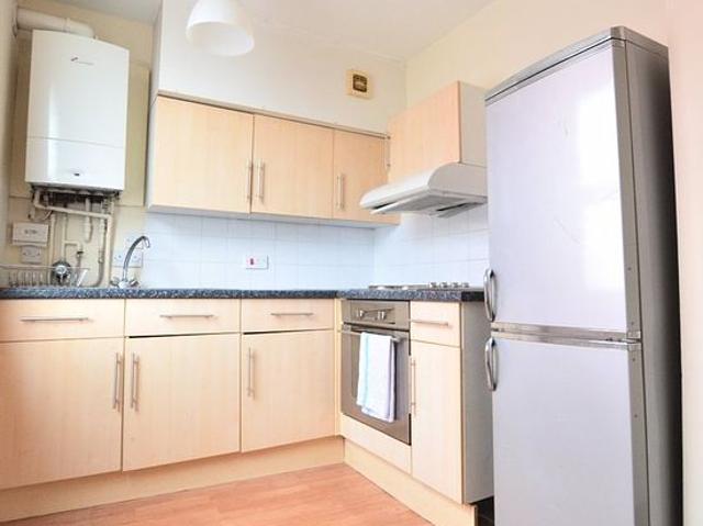 1 bedroom flat in London