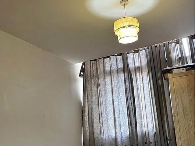 1 bedroom flat in London