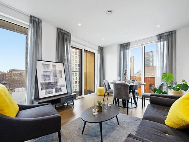1 bedroom flat in London