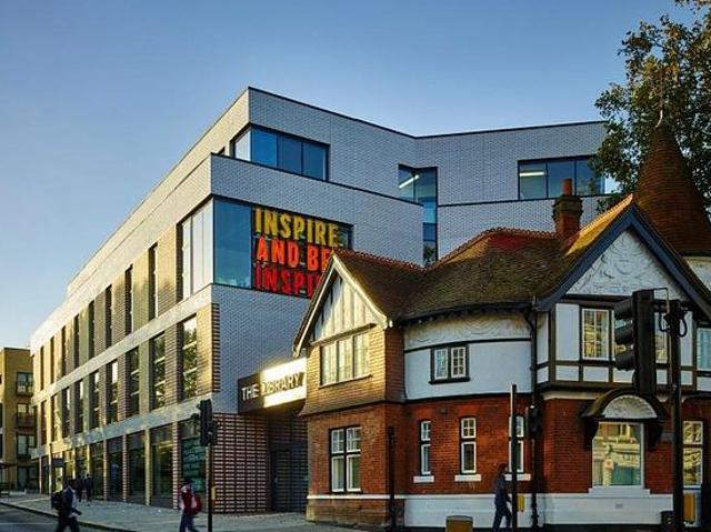 1 bedroom flat in London