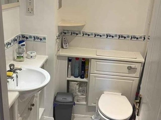1 bedroom flat in London