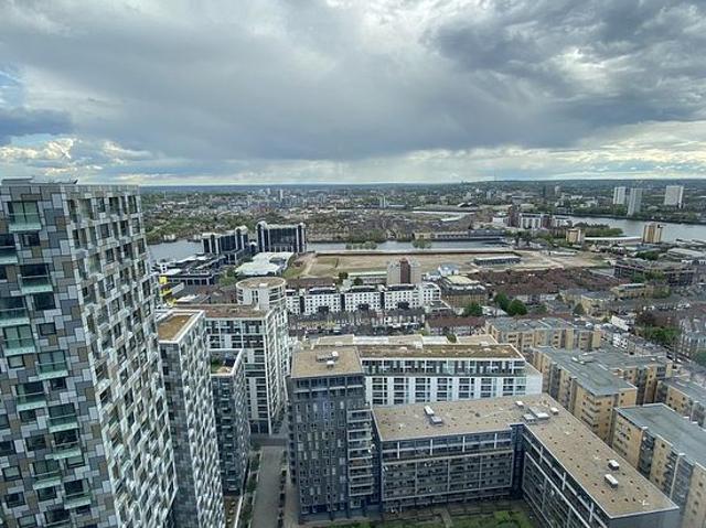 1 bedroom flat in London