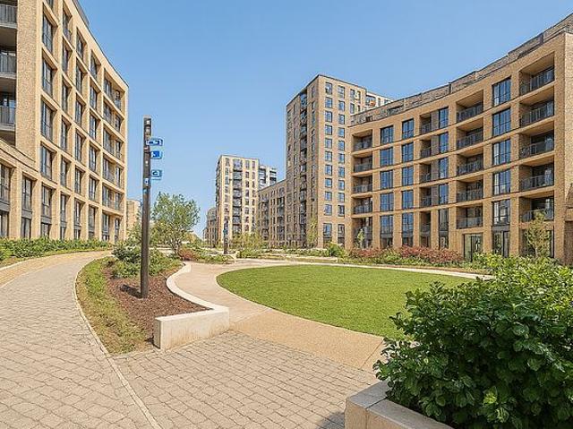 1 bedroom flat in London