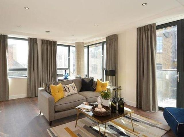1 bedroom flat in London