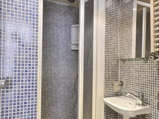 1 bedroom flat in London