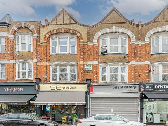 1 bedroom flat in London