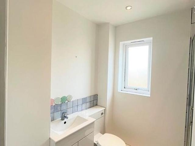1 bedroom flat in London