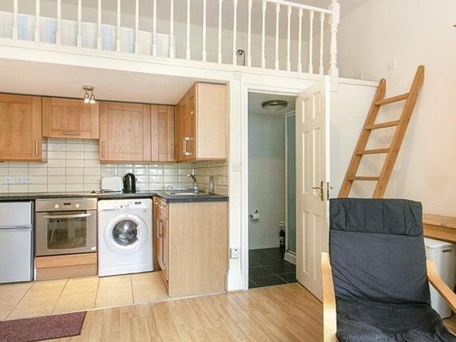 1 bedroom flat in London