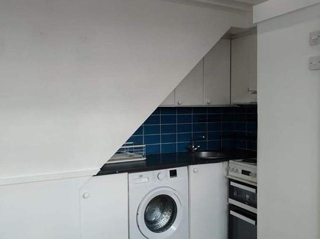 1 bedroom flat in London