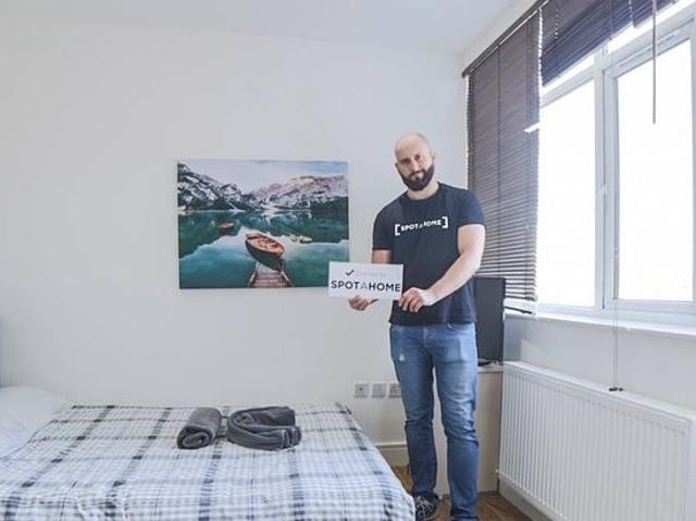 1 bedroom flat in London