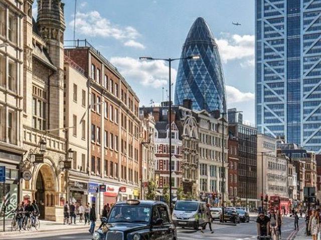 1 bedroom flat in London