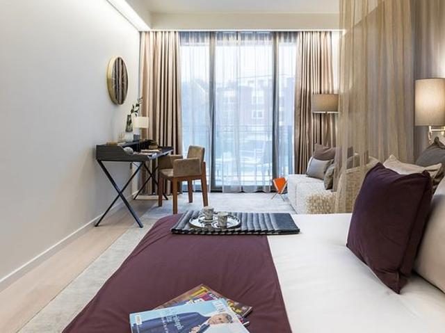 1 bedroom flat in London