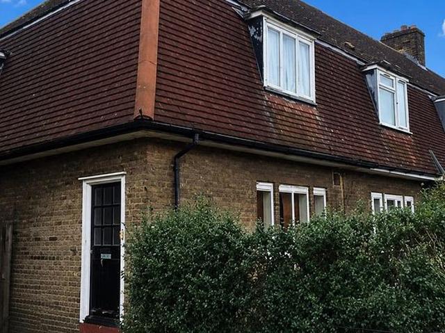 1 bedroom flat in London
