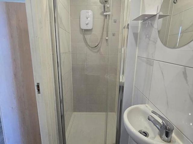 1 bedroom flat in London