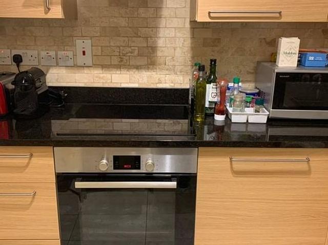 1 bedroom flat in London