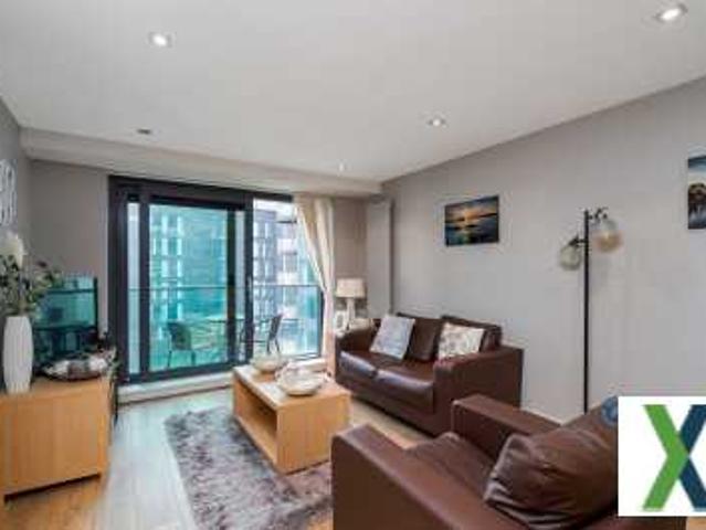 1 bedroom flat in Millharbour, London, E14 1 bed #2446274